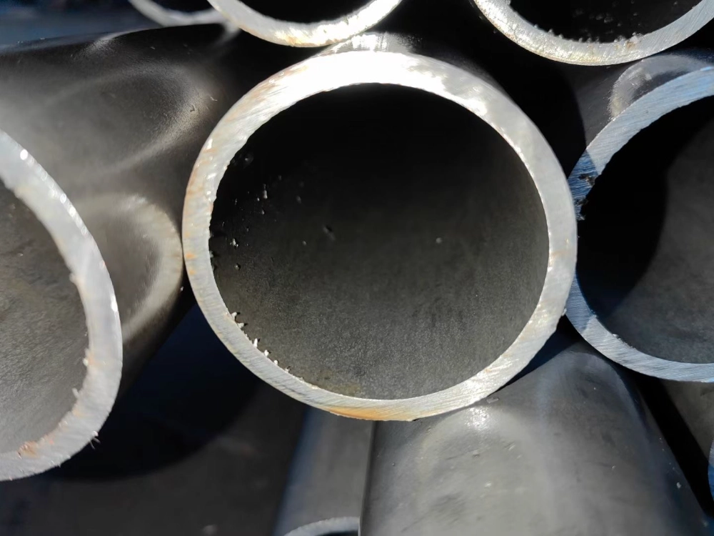 Difference Between Seamless Steel Pipe and Seamed Steel Pipe